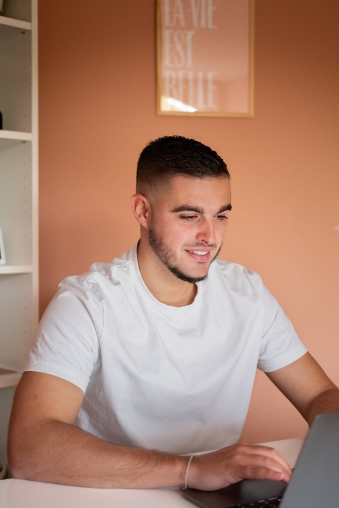 ALEXANDRE GIRARD – Alexandre Girard